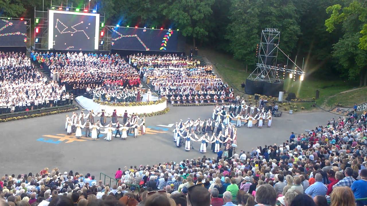 Kauno miesto dainų ir šokių šventė 2016-06-04 šokis ,,Vakarinė ...