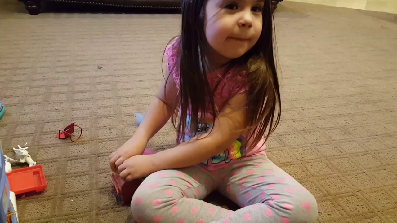 Sadie Playing With Her Trolls Youtube