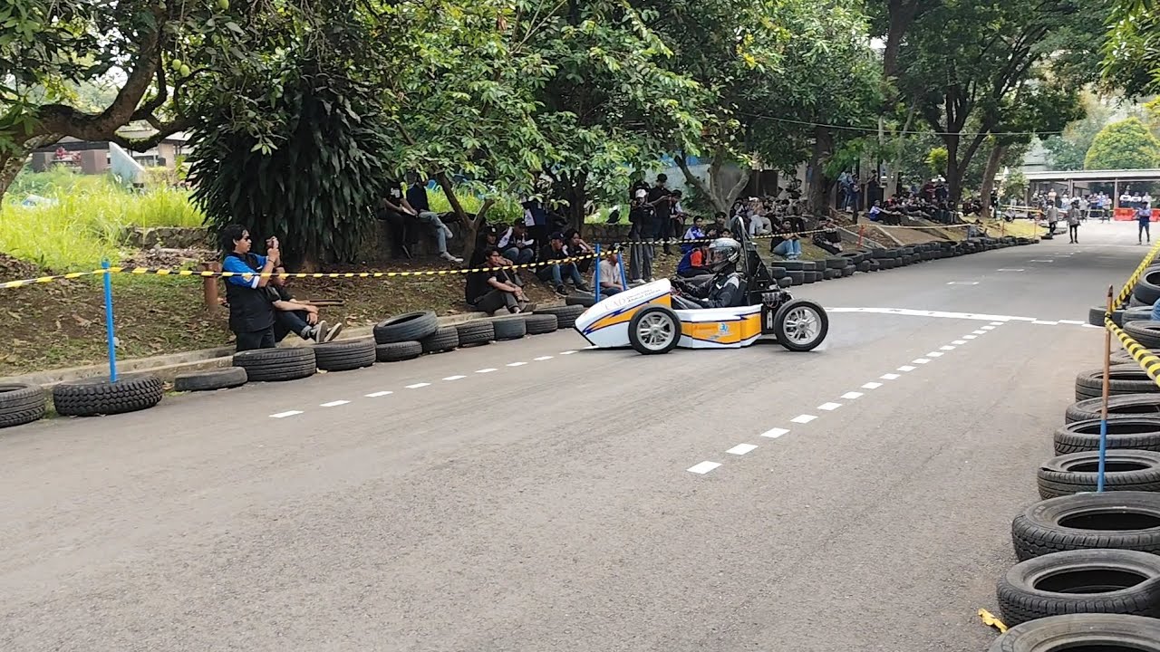 TUGAS VIDEO KMLI 2024🤩 - YouTube