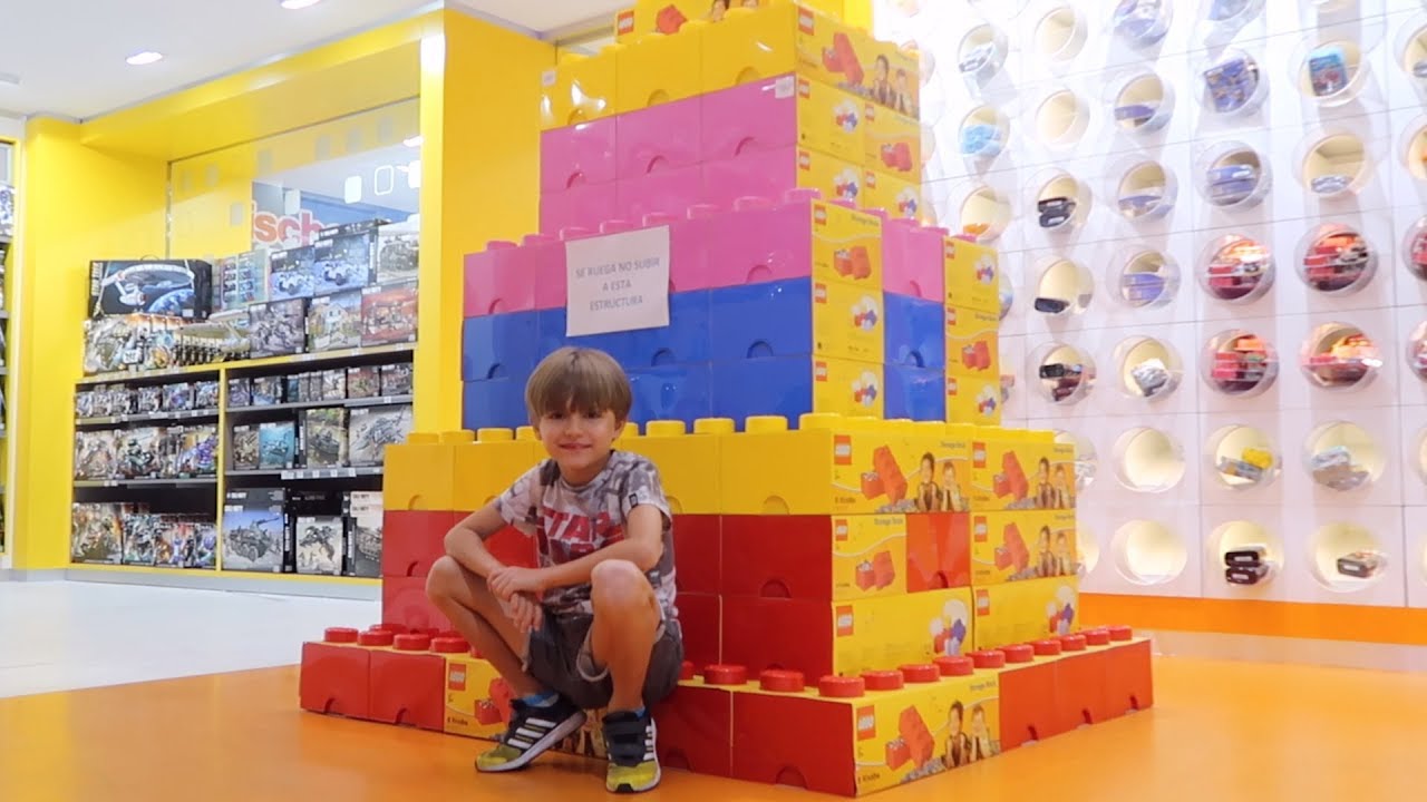 Is this the BEST LEGO Store Ever ? Cool Toys - YouTube