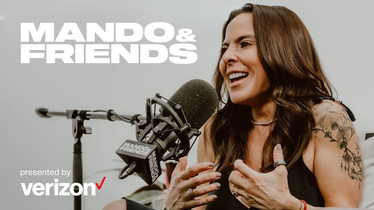 Kate Del Castillo on Mando & Friends (S3, E1) - YouTube