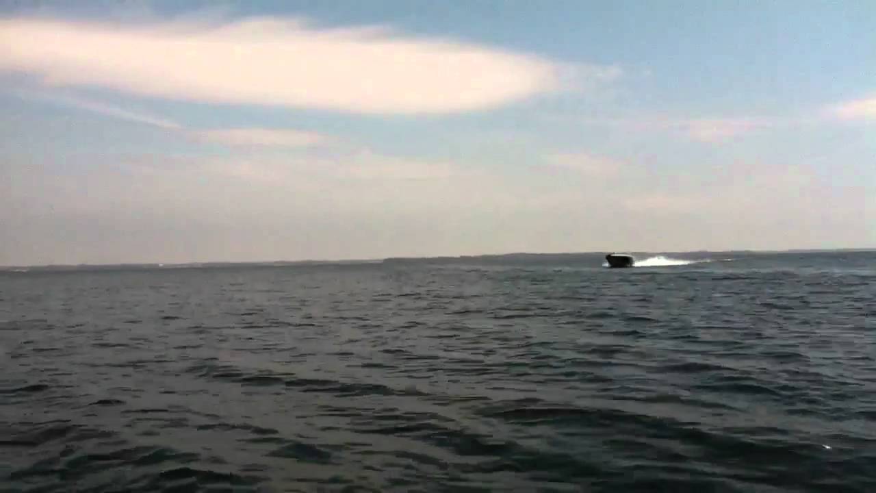 88 checkmate 18 high speed pass - YouTube