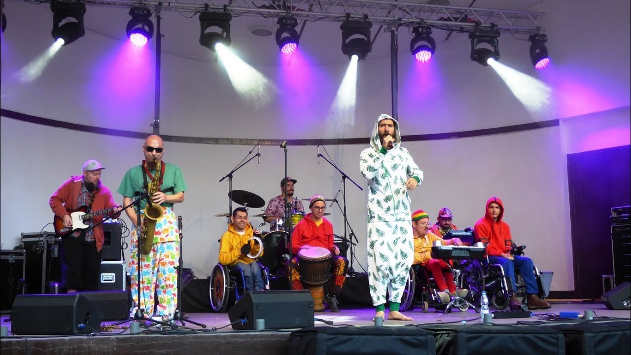 November Project Band zagrał w Szczecinku - YouTube