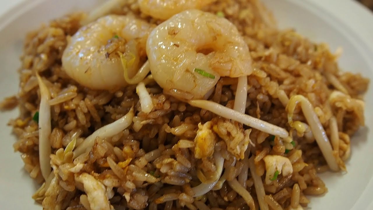 Penang Shrimp Fried Rice | Malaysian Food Street in Singapore - YouTube