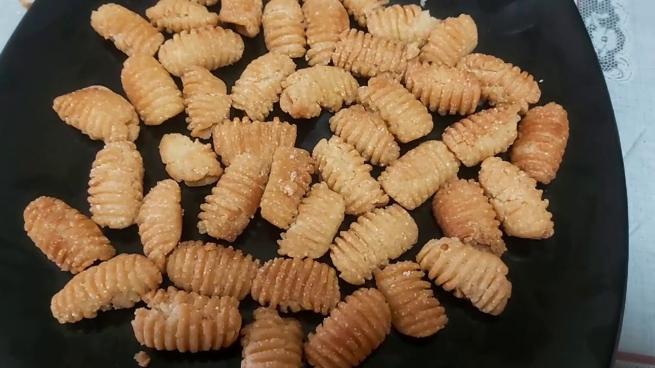 Kulkuls Recipe /Chirstmas Special goan sweet/crunchy golden sugar curls ...