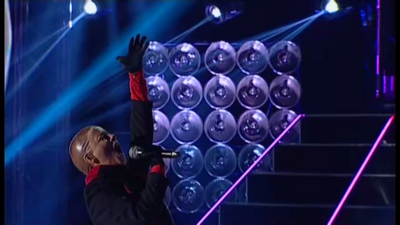 Muzikinė kaukė 2015: Vaida Genytė / Vitas - Opera No.2 - YouTube