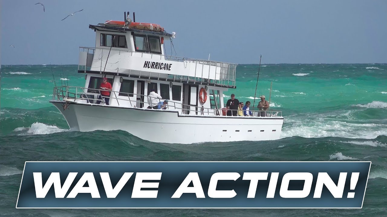 Haulover Inlet Boats Riding the Waves! - YouTube