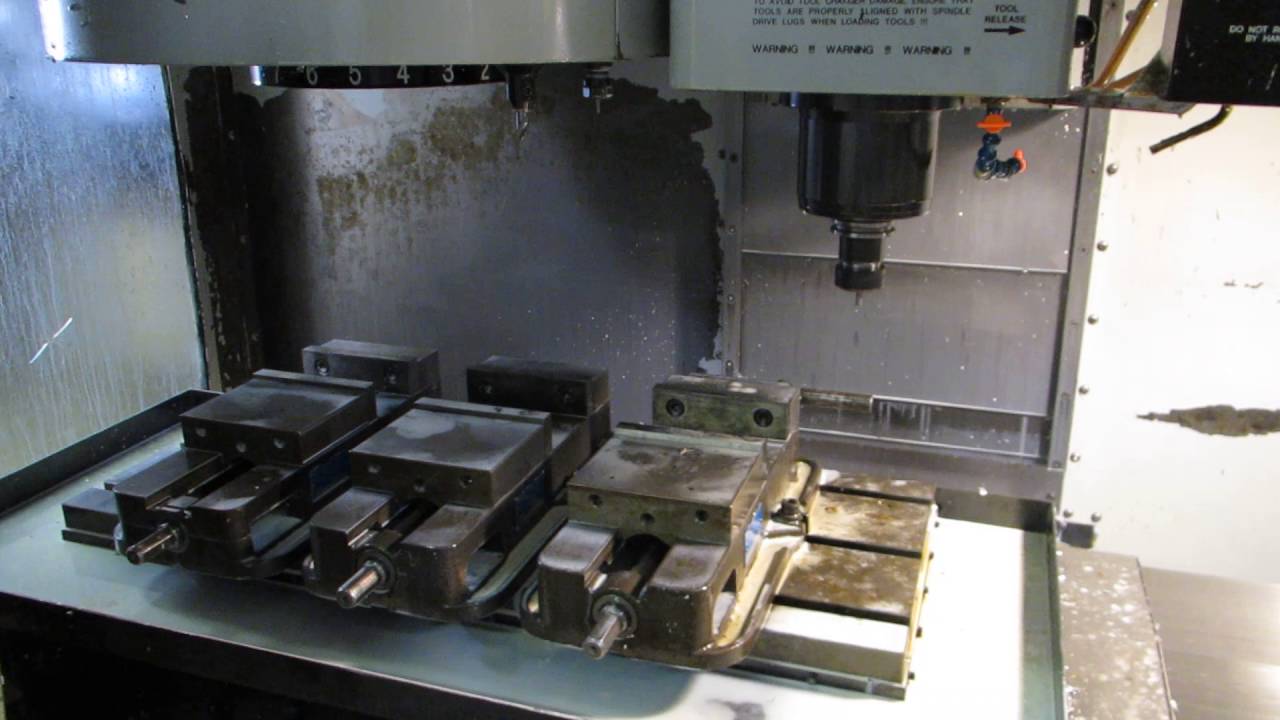 2000 HAAS MODEL VF-2 GEARED HEAD VERTICAL MACHINING CENTER WITH HAAS ...