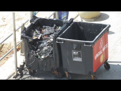 DUSTBIN FIRE 12/05/24 - YouTube
