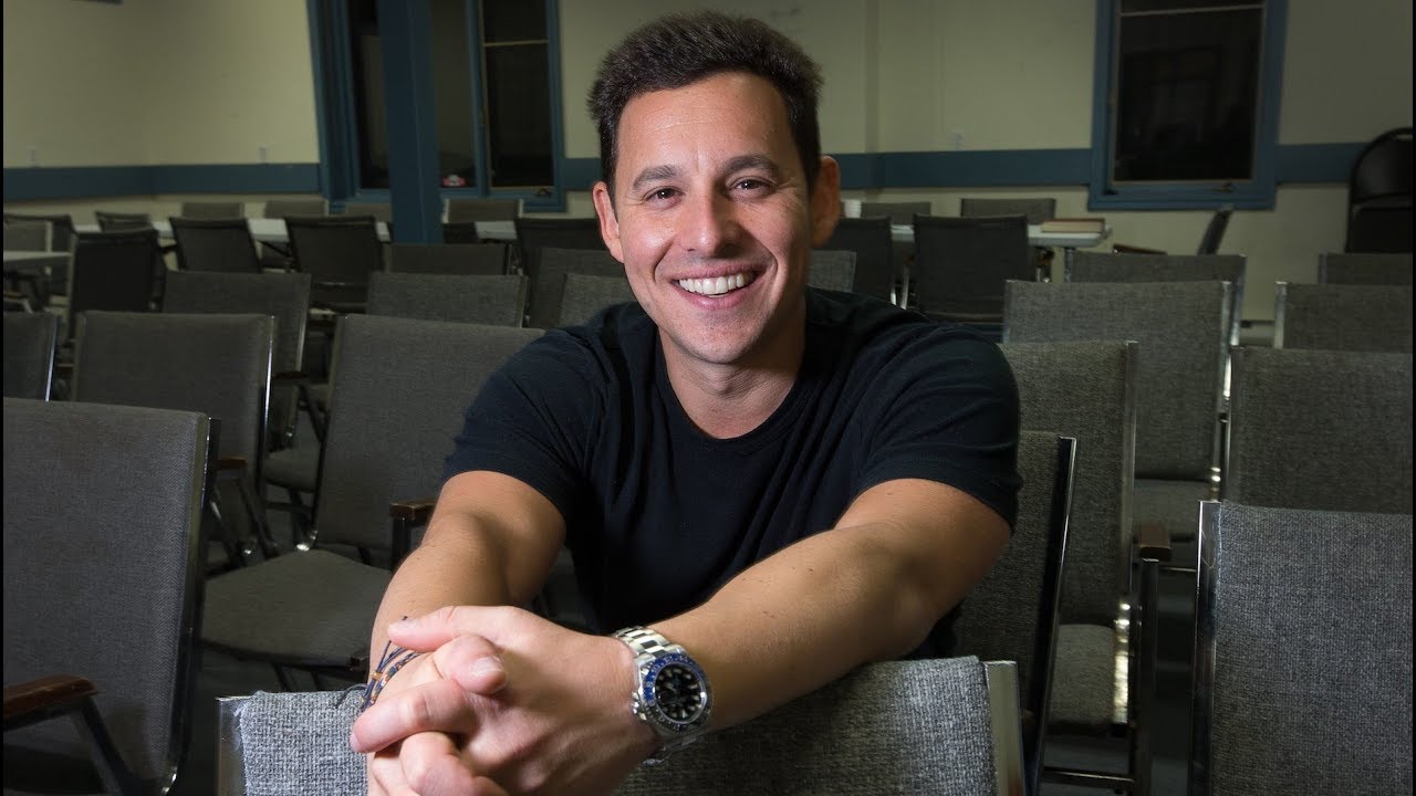 Shopify boss donates $500K to create synagogue in Sandy Hill - YouTube