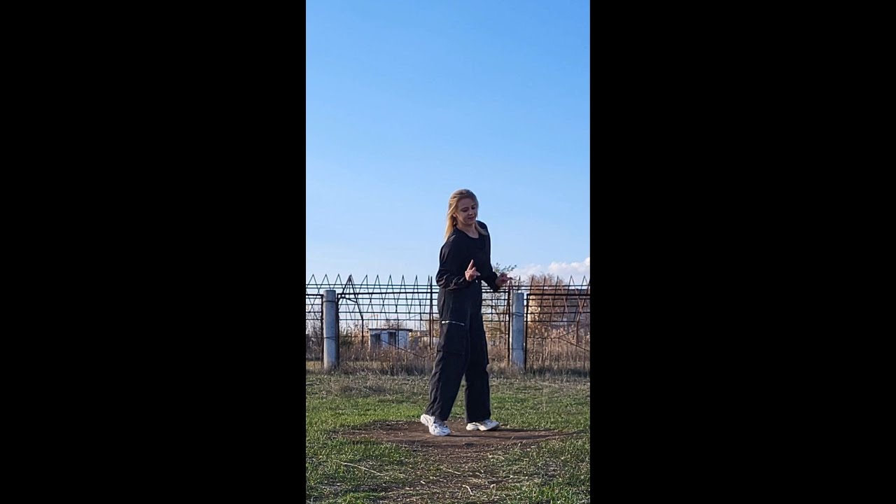 freestyle dance (SEVENTEEN - 어쩌나 (Oh My!)) - YouTube