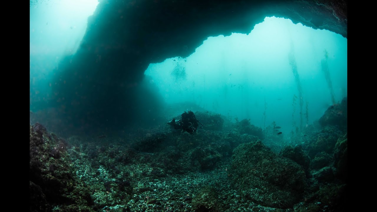 Hidden Reef Arch Santa Barbara Island - YouTube