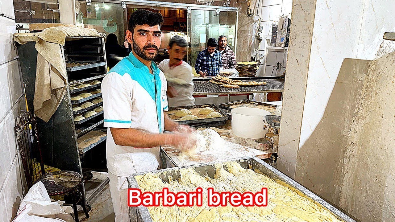 Cooking delicious Berber bread at night in Mashhad. Baking bread - YouTube