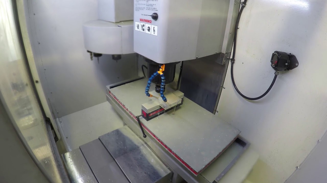 HAAS Super mini mill - YouTube