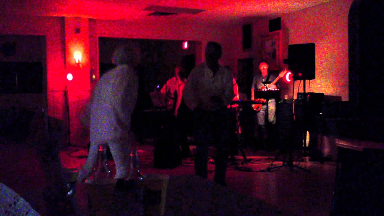 Janet Jeffries Band - You Really Got Me @ the Legion in Hastings - YouTube