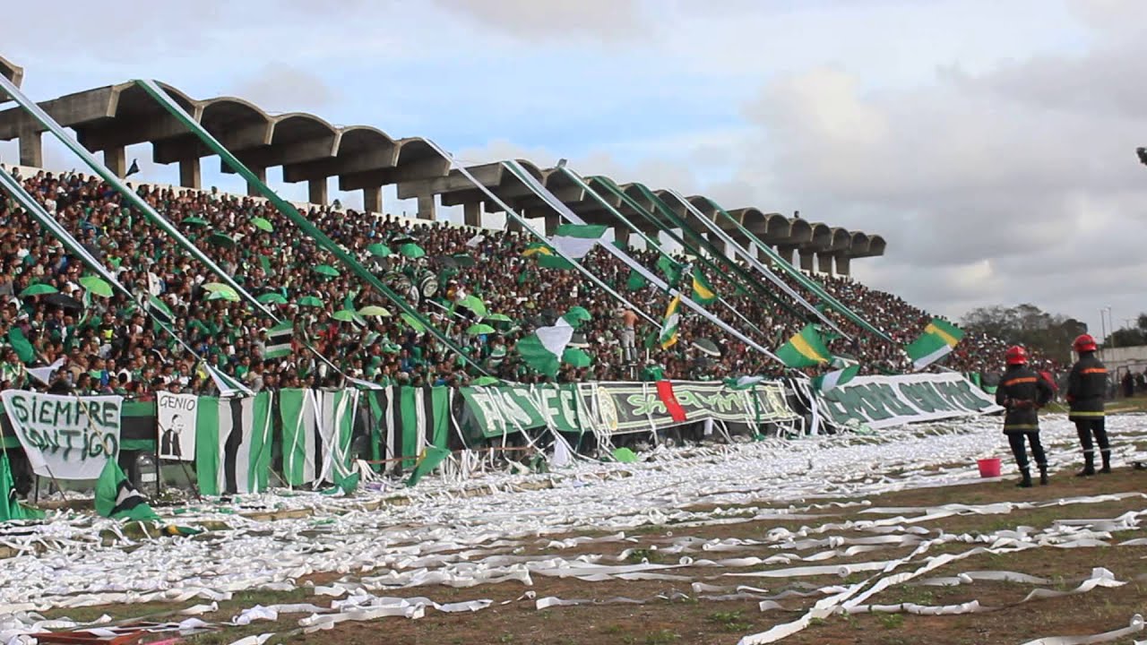 ULTRAS HELALA BOYS " KAC vs RCA " -2014-15 - YouTube