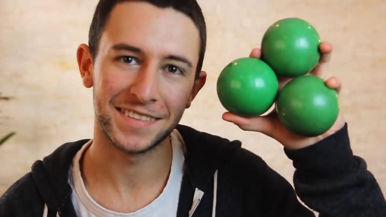 Malabarismo com 3 bolinhas aprenda agora! How to juggle 3 balls - YouTube
