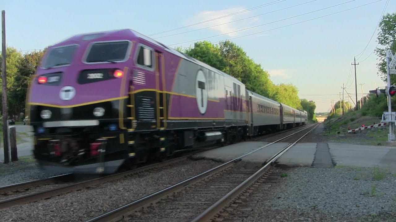 "PEVO" MPI/GE HSP46 MBTA #2002 On The Haverhill Line With Rotem #1800 ...
