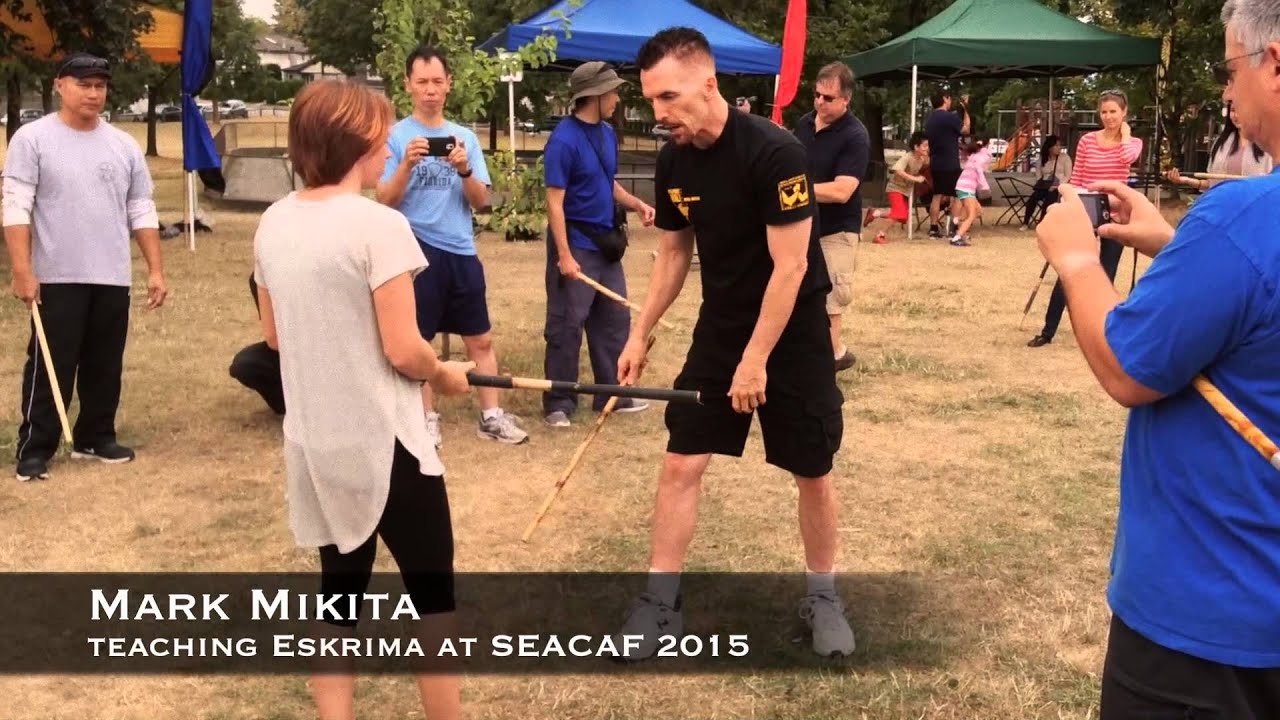 Mark Mikita – teaching Eskrima at SEACAF 2015 (3 of 3) - YouTube