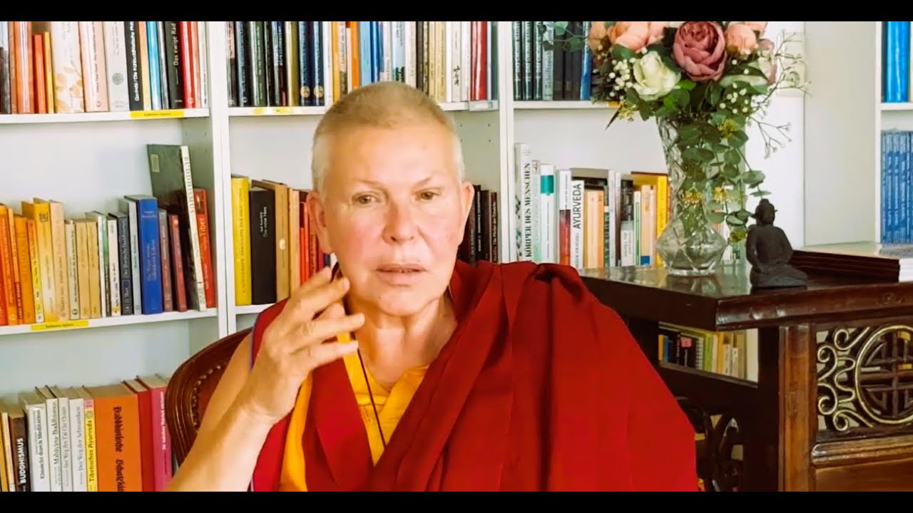 Fragen an Lama Dechen Losang Chöma Rinpoche - YouTube