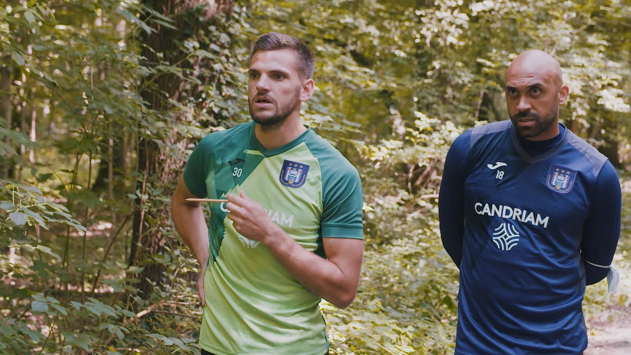 Team building in the forest - YouTube