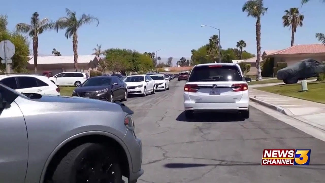 Elementary school parent pick-up traffic jam causing safety concerns ...