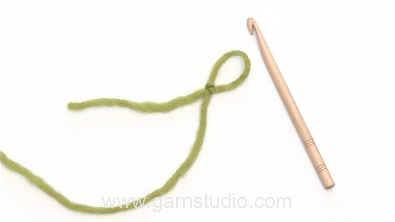 How to start crocheting - YouTube