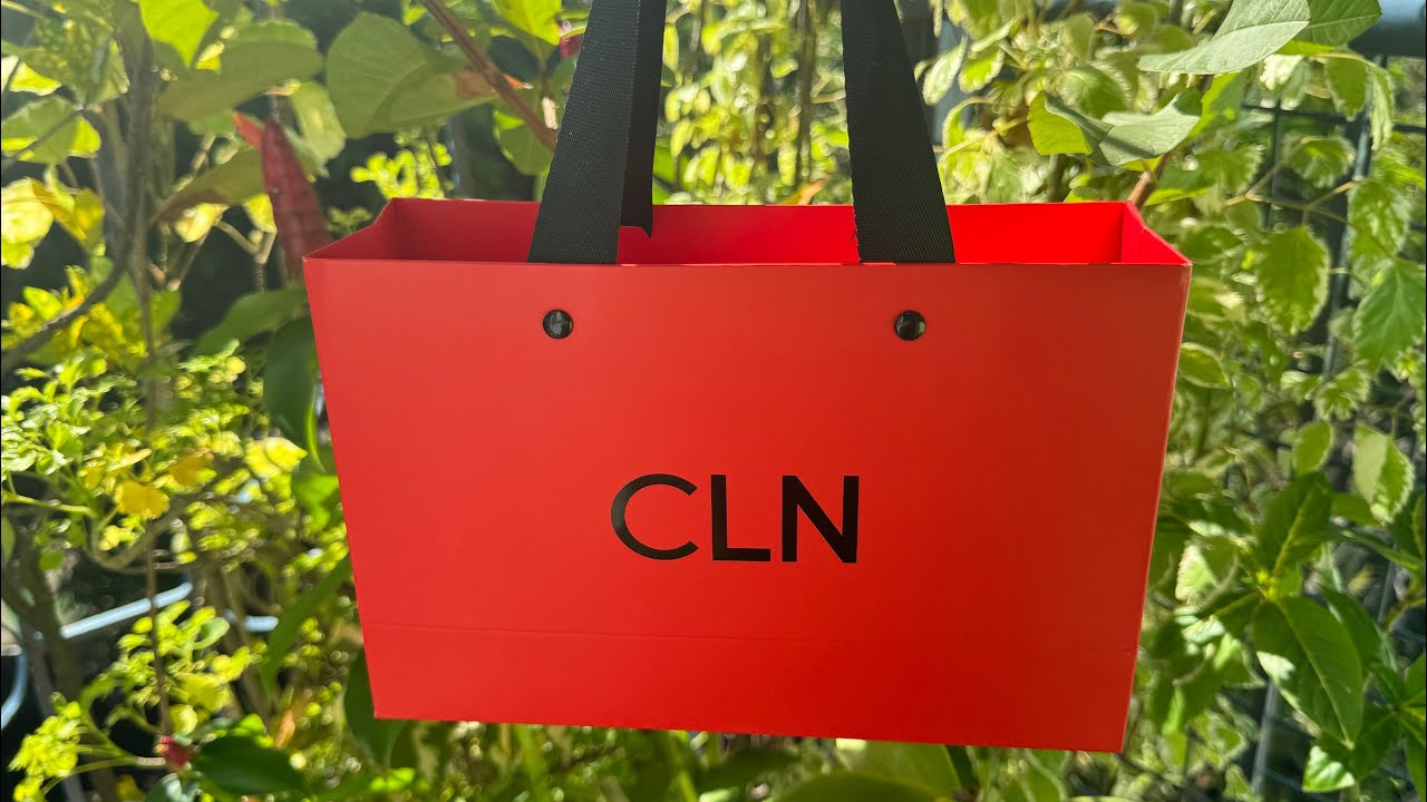 UNBOXING CLN WALLET💓 - YouTube