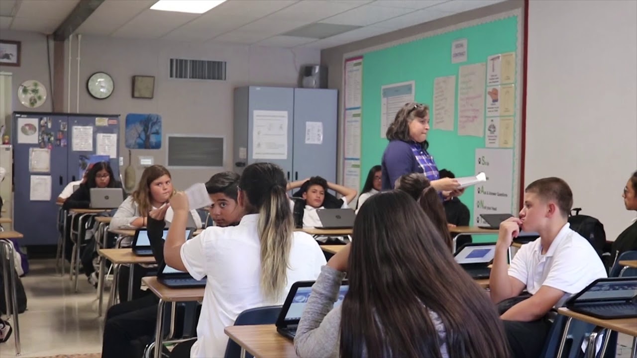 Middle School English Class (2) - YouTube