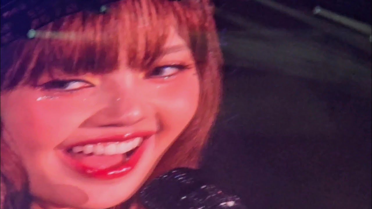 Blackpink Lisa Moonlit Floor | Blackpink Lisa Kiss Me - YouTube