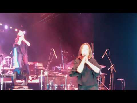 Belinda Carlisle Circle in the sand Phoenix Pride 2017