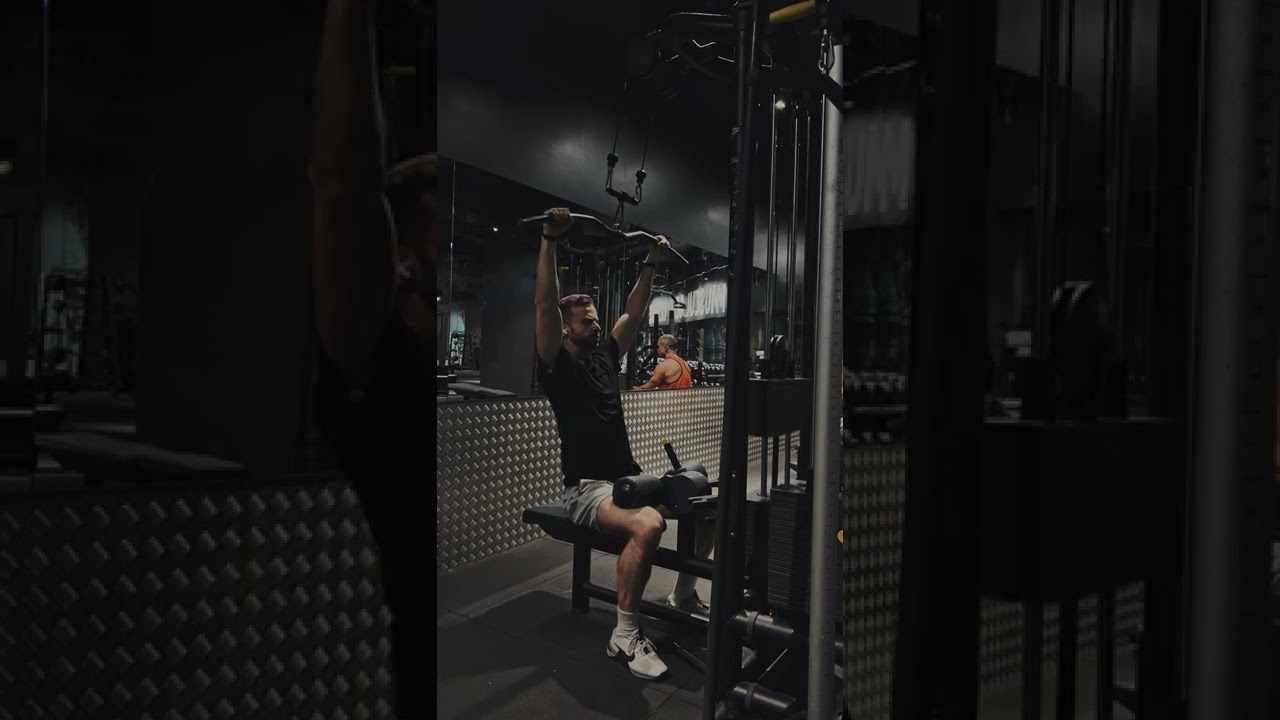 Lat pulldown - YouTube