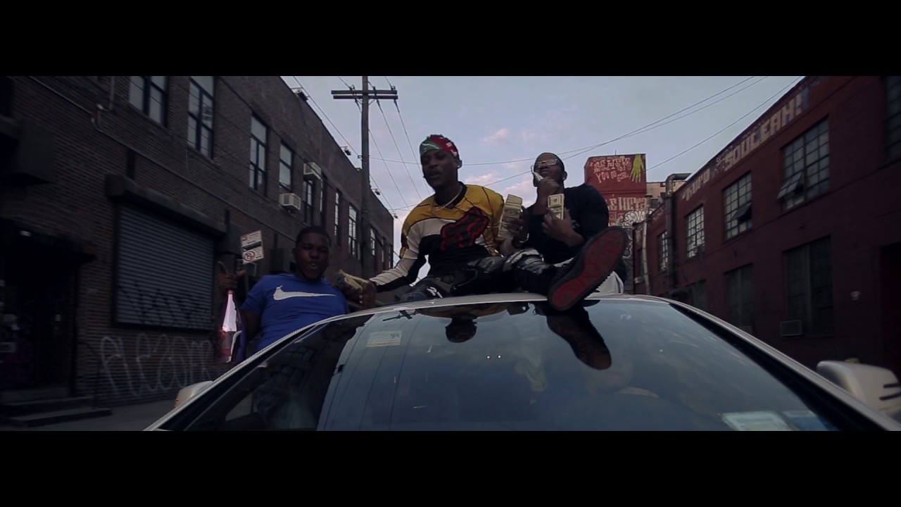 Flipp Dinero - "Running Up Bands" (Official Music Video) - YouTube