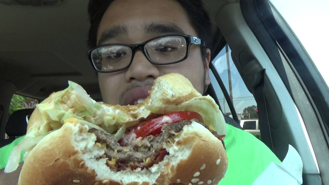 Del Taco® Double Del Burger® with Bacon Combo - YouTube
