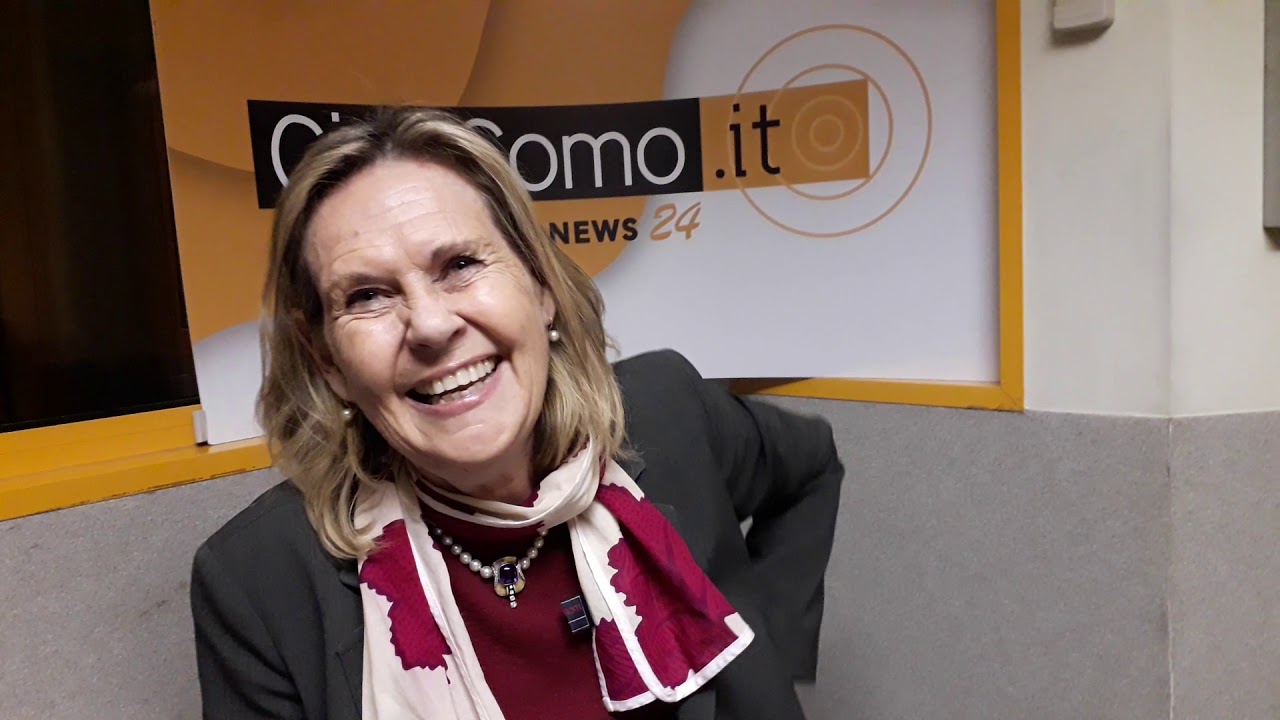 JUDITH WADE CI PRESENTA I GRANDI GIARDINI DEL NOSTRO TERRITORIO - YouTube