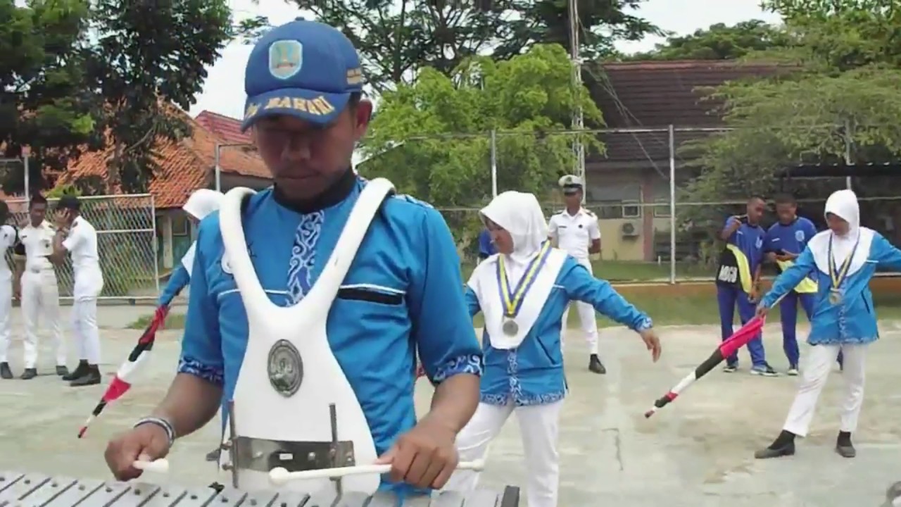Mannequin Challenge - Marching Band Gita Bahari - YouTube