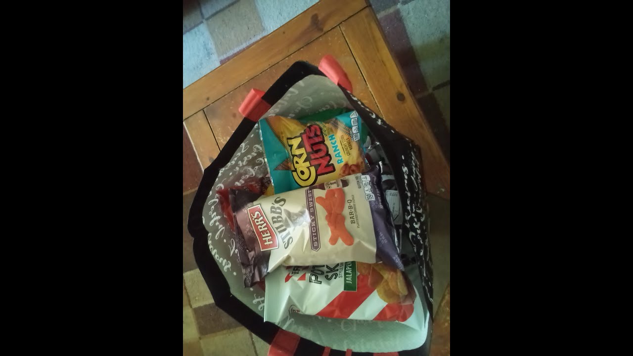 Grab A Snack And Come On Back Food Finds 😶😱 - YouTube