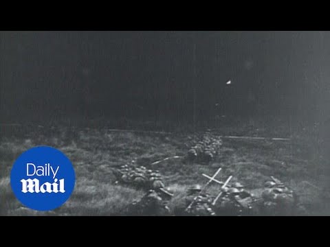 Soldiers going over the top of the trench in 1915 - Daily Mail - YouTube