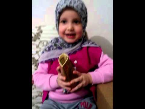 Kuran okuyan küçük kız Masaallah Allahın hikmeti