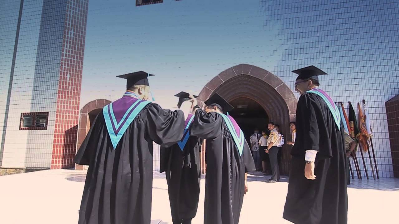 The 73rd Graduation Excercise of Universitas Klabat - YouTube