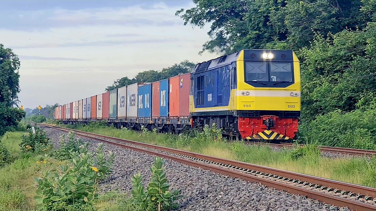 CSR 5103 ทำขบวน 555 แหลมฉบัง - หนองคาย (14 ก.ค 67) - YouTube