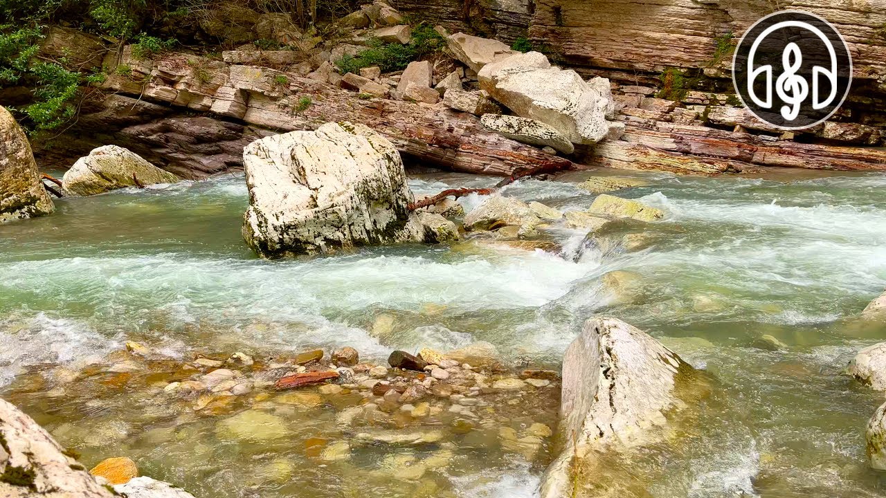 Heavy sound of a mountain river. 1 hour of 4K video at 60 FPS. - YouTube