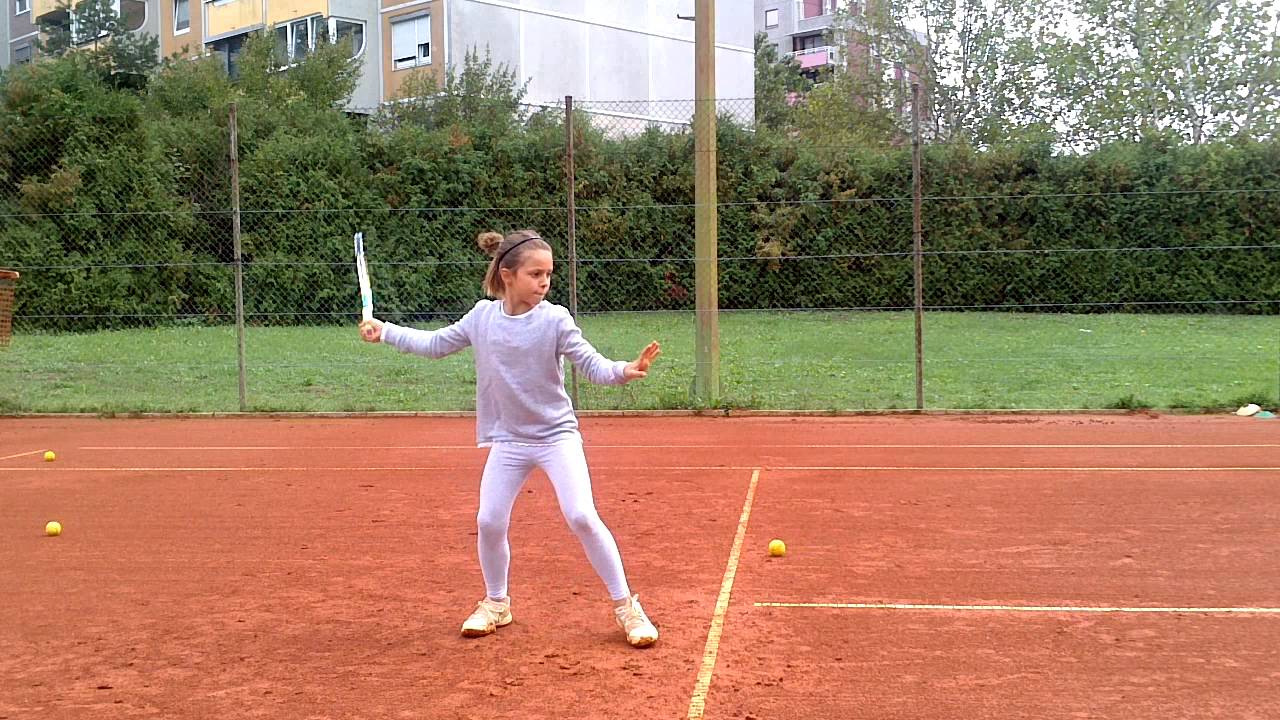 Eva forehand, servis...sep. 13 - YouTube