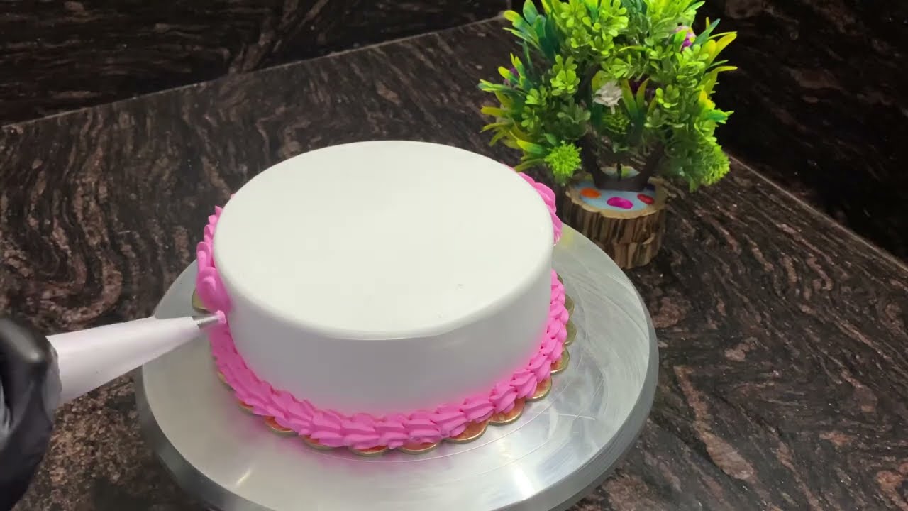 Black Forest cake decoration || cake new design || cakes || cake trick ...