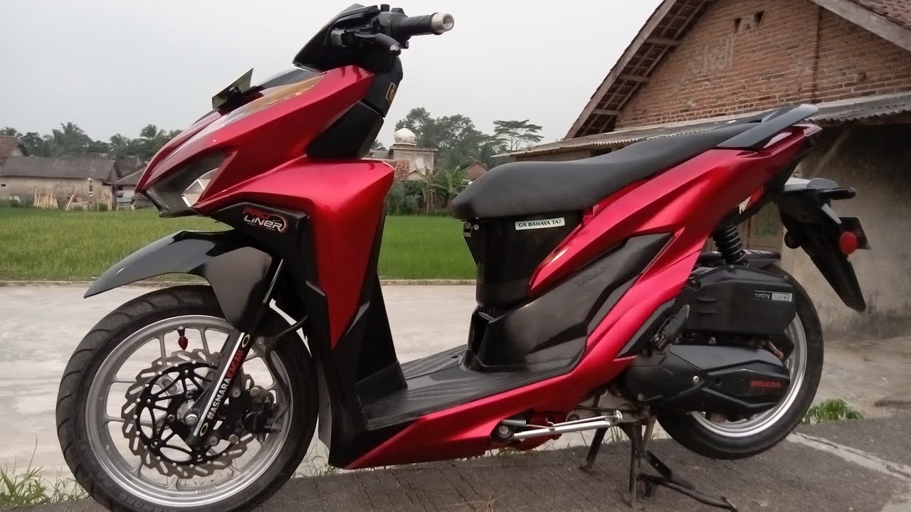 Repaint Candy Red Tone Vario 125 New Vario 150 New - YouTube