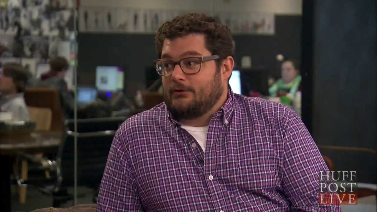 Bobby Moynihan Talks Challenges Of SNL Career | HPL - YouTube