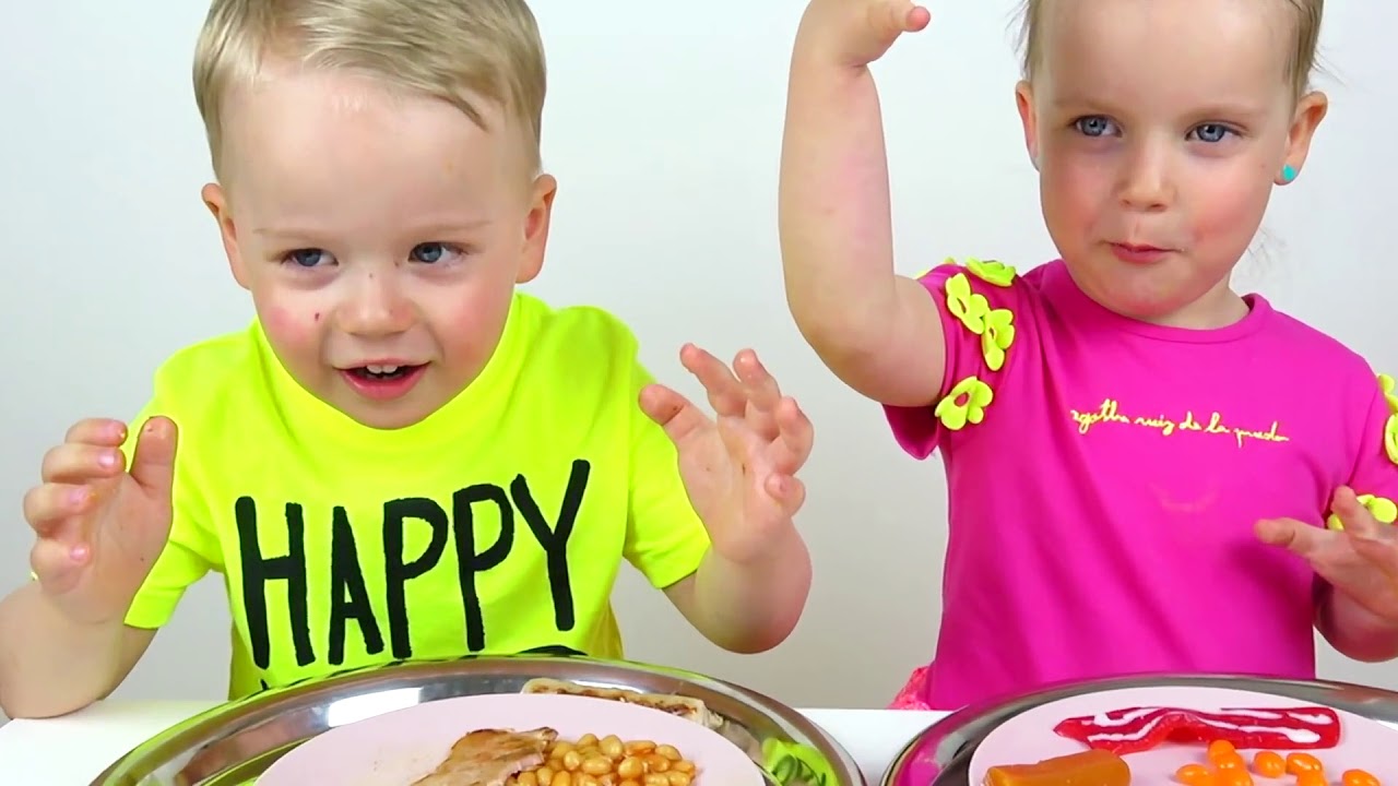 186 Real Food VS Gummy Food Challenge Gaby and Alex Tasting Giant ...