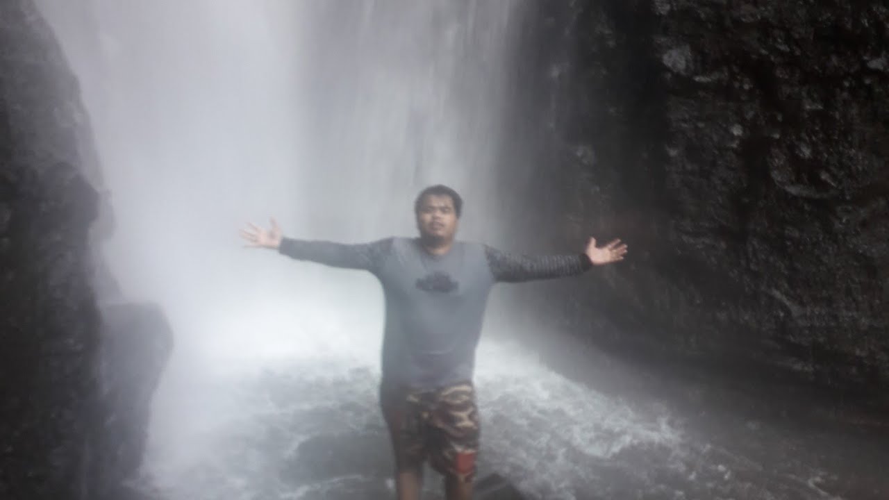 Curug Cikaracak (Air terjun di kab. Bogor) - YouTube