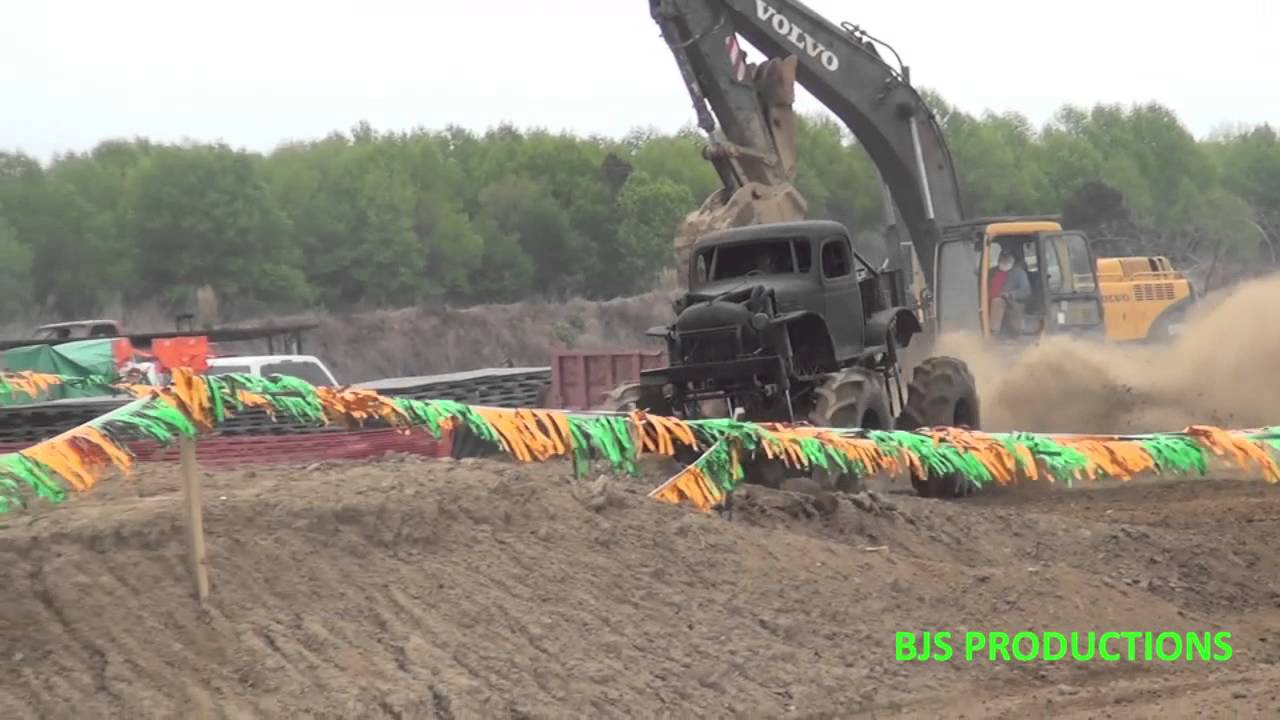 JIMMY DURR IN RECKLESS MILITIA MEGA TRUCK TEARS UP DAMMP! - YouTube