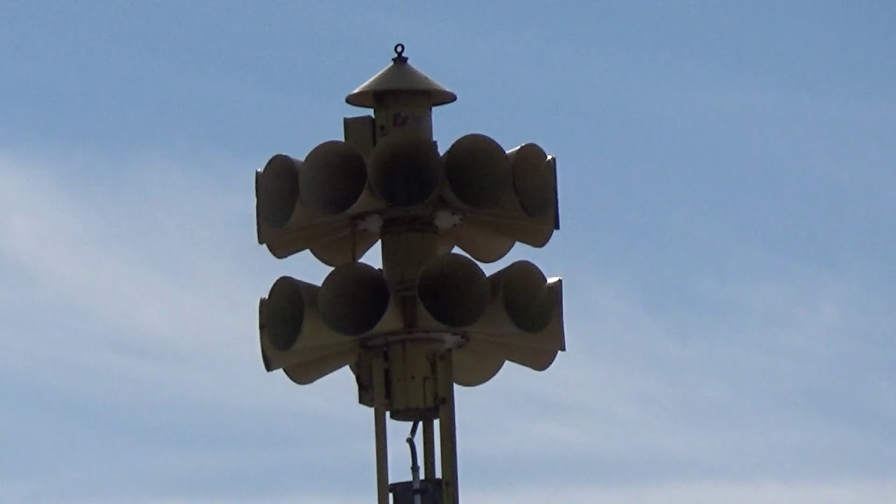 Federal Signal 3T22 Short Alert, Siren Test, Theresa, WI 1/23/21 - YouTube